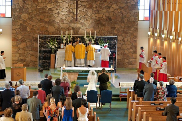 New Liturgical Movement: EF Nuptial Mass - Matthew and Agnes Kutarna