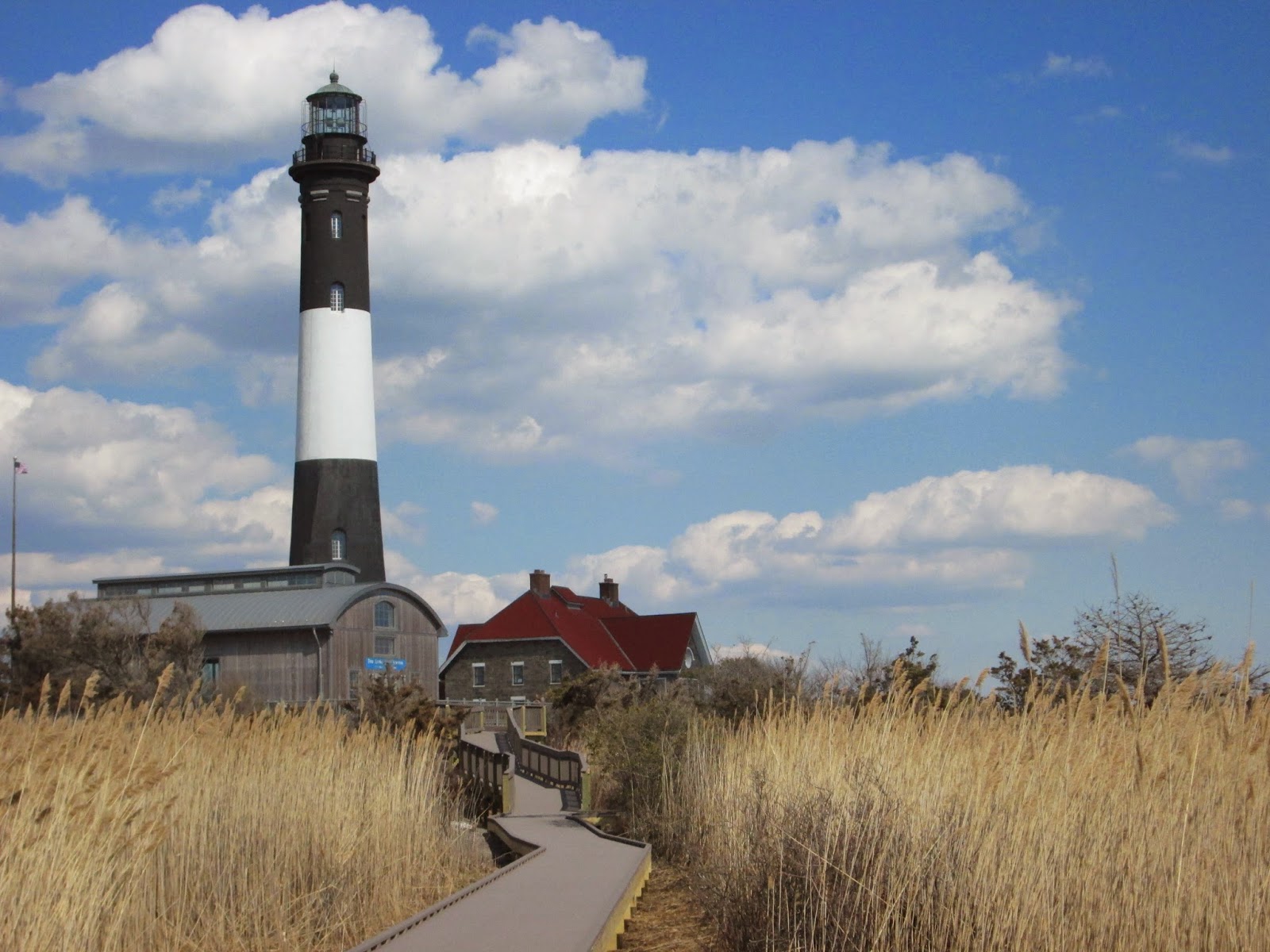 Mermaid Musings: First Plein Air of 2014 - Fire Island Lighthouse