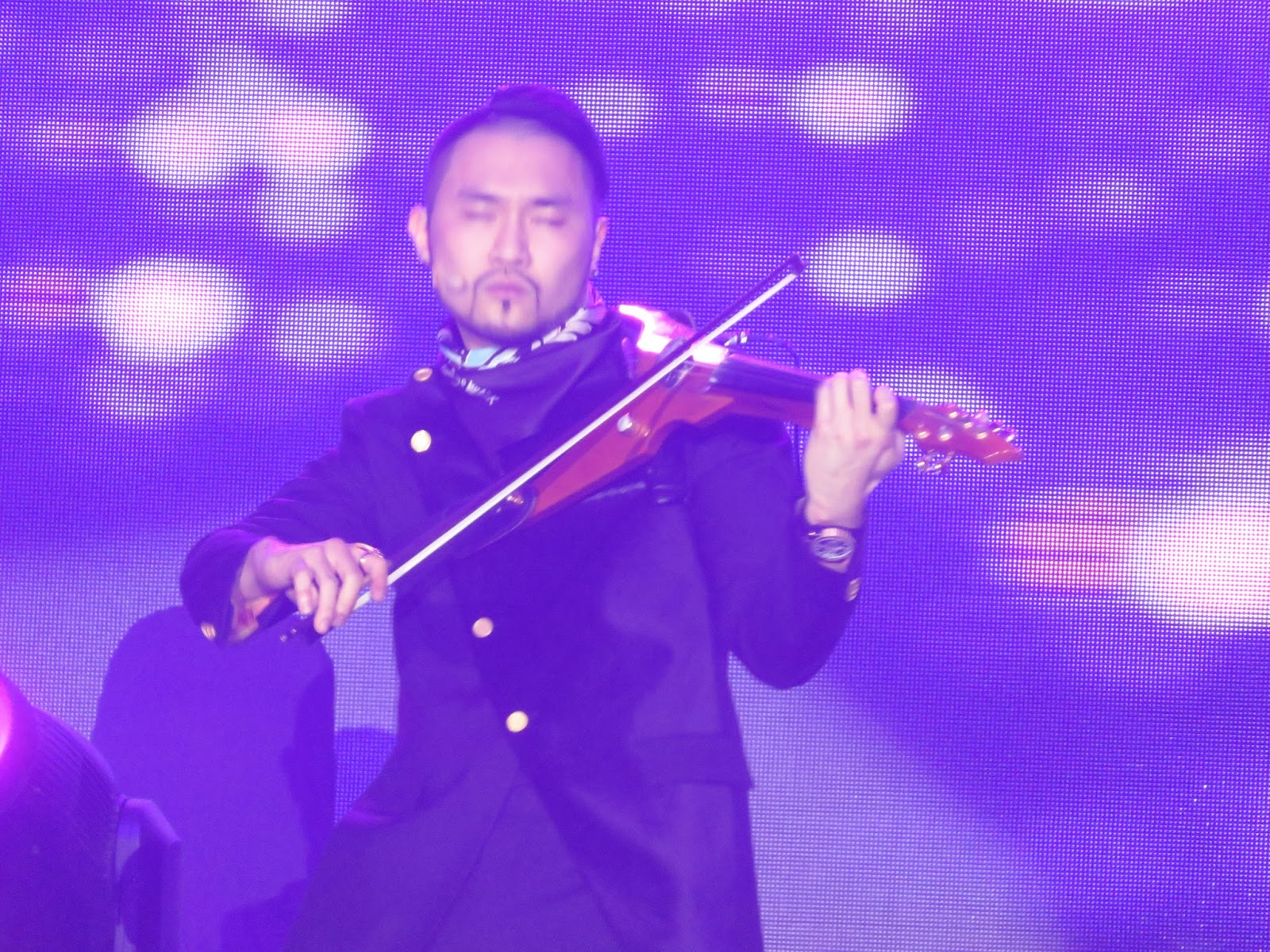 Kee Hua Chee Live!: PART 1---DENNIS LAU, DEFINITELY MALAYSIA'S BEST ...