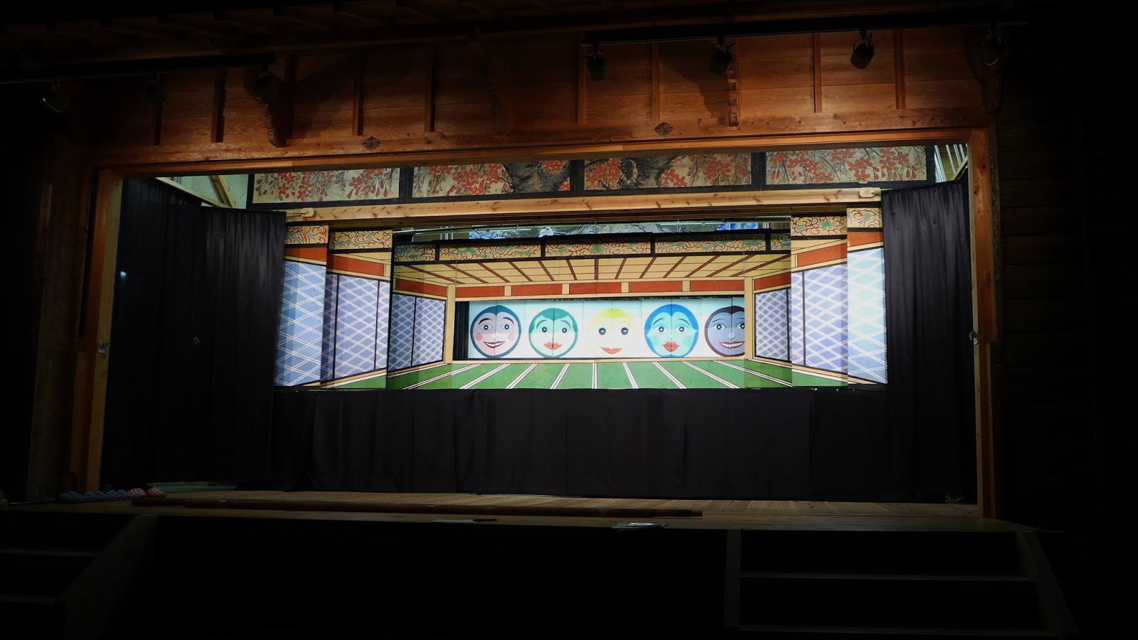 zach dorn : The Timeless Wonder of Fusuma Karakuri