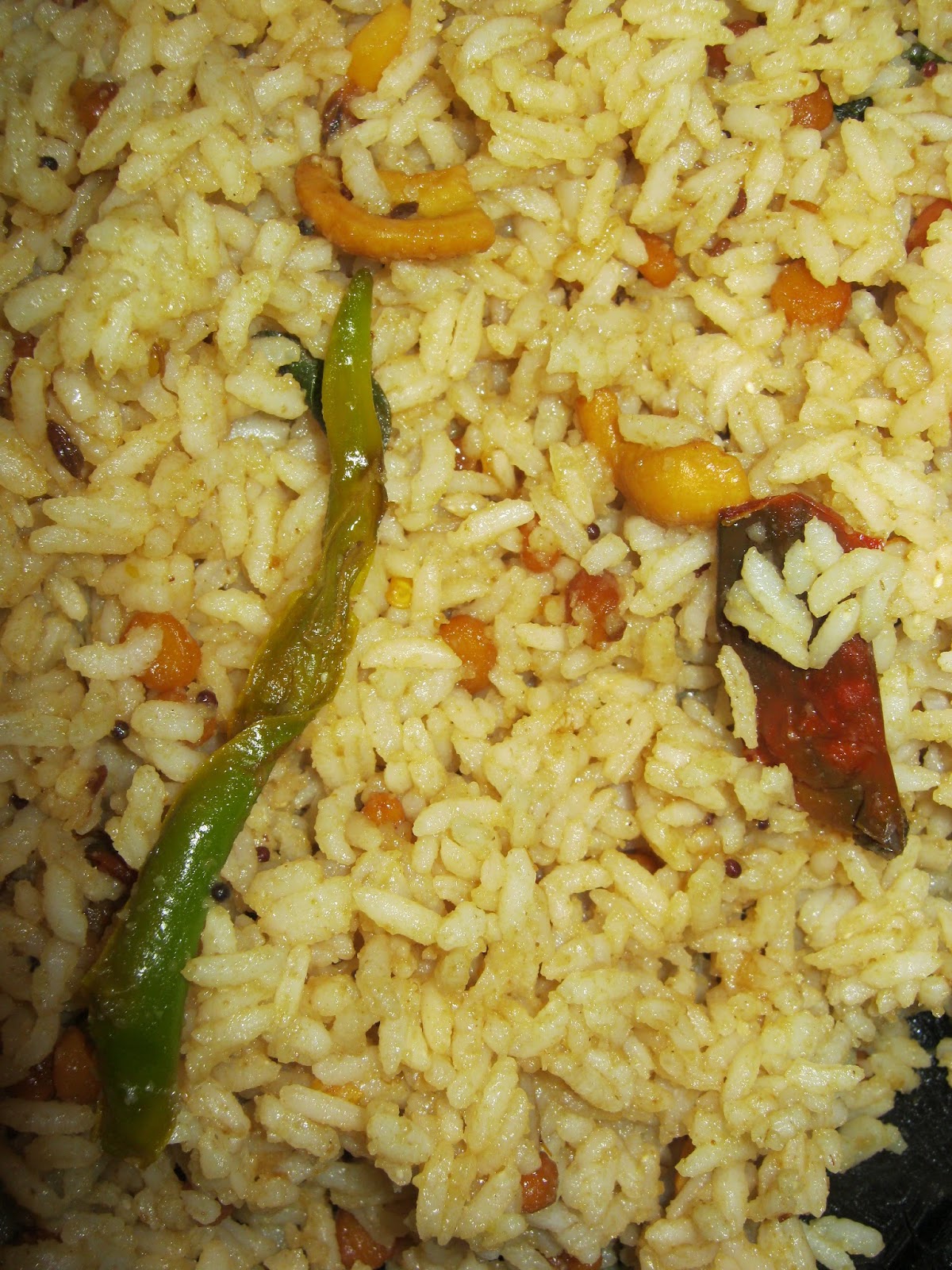 Sri's kitchen: Tamarind rice / Pulihora