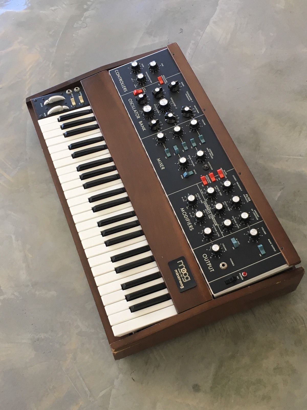 MATRIXSYNTH: Vintage Moog Minimoog MODEL D SN 11343 with Big Briar MIDI