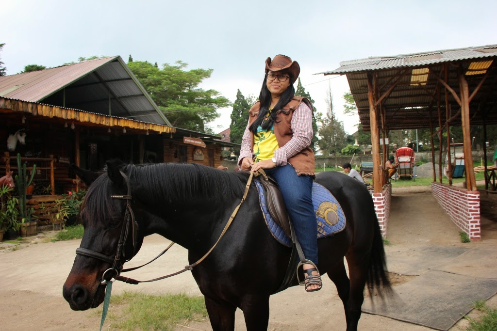 Wisata Kuda ala Cowboy di De Ranch | Sebuah Perjalanan Alam dengan Cinta