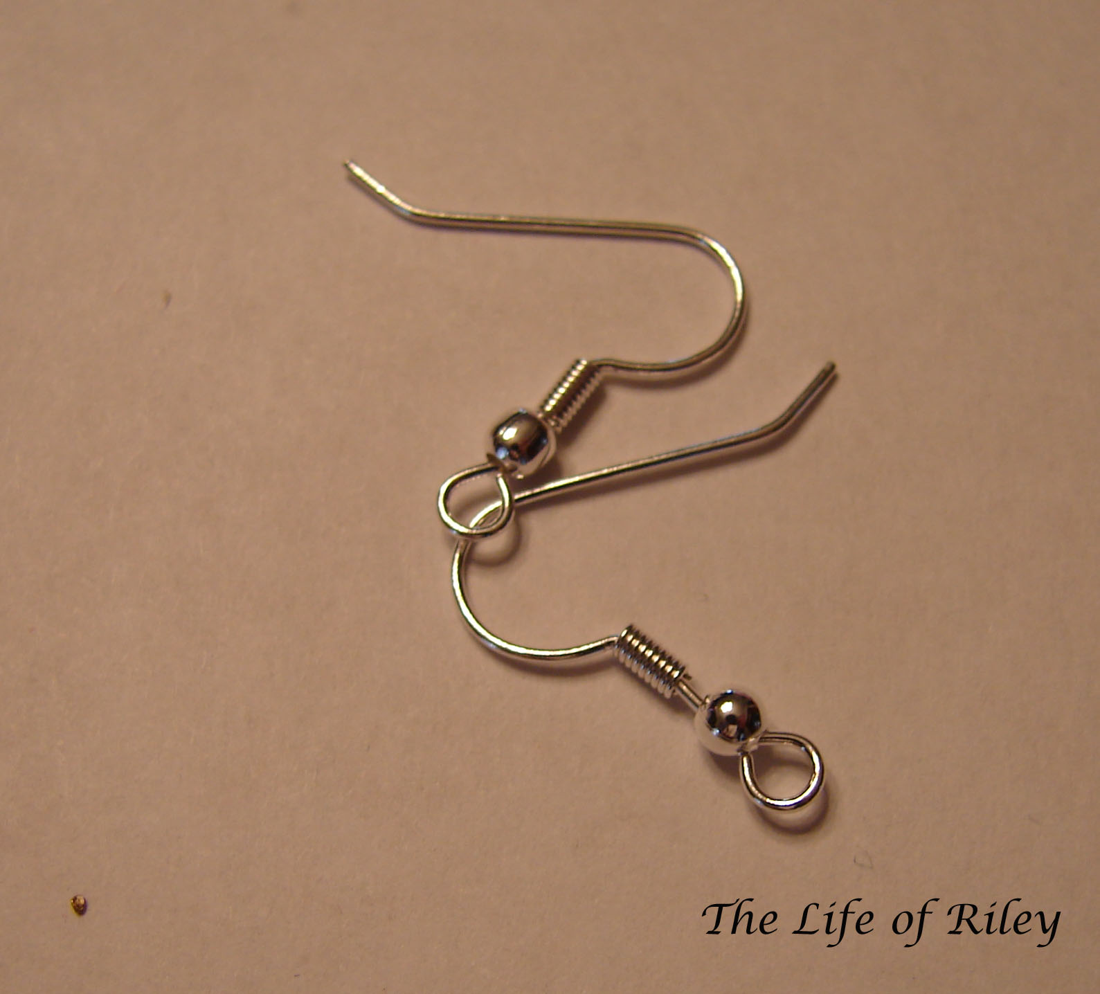 The Life of Riley: The Beaded Looped Earring Tutorial