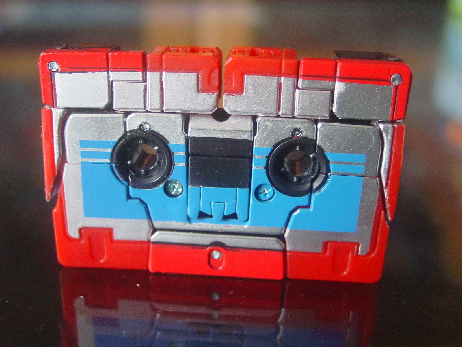The HEXdidn't... TransFormers Collection Blog: Masterpiece Cassetticons ...