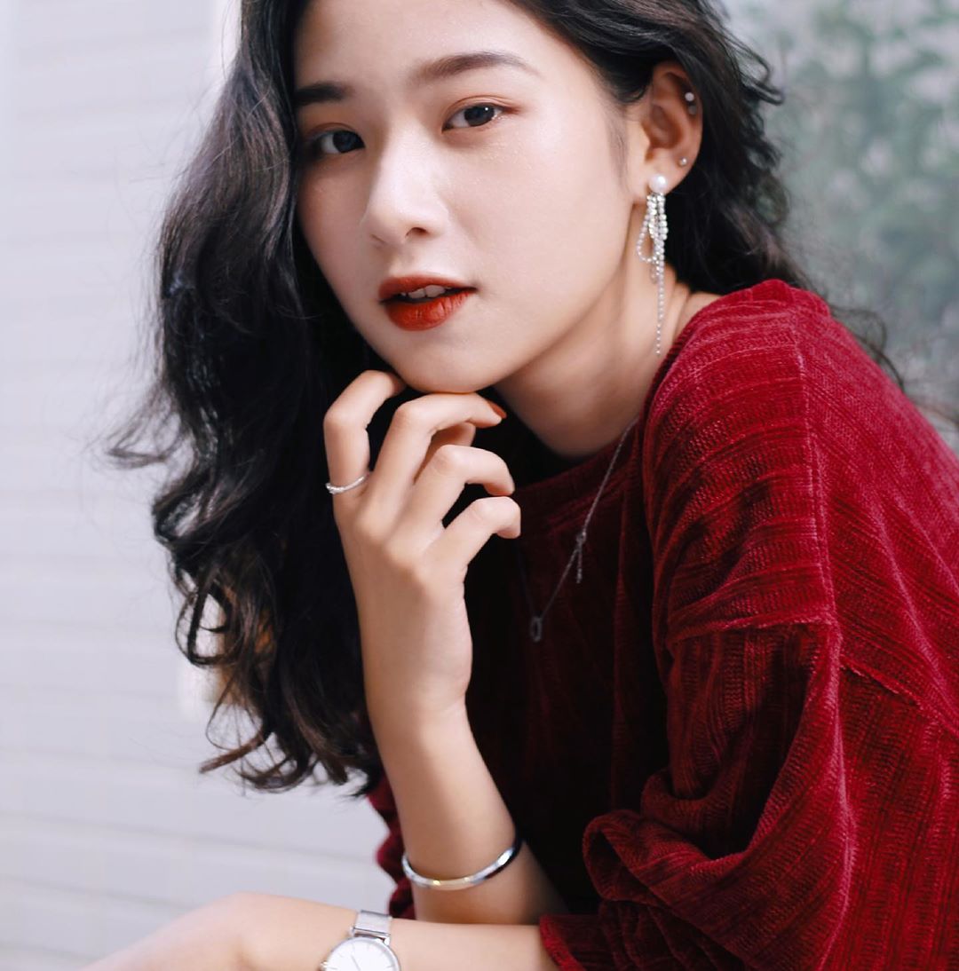 Nguyễn Thu Trang - 2003 - Như giọt nắng bên thềm | Dân 47 - Website ...