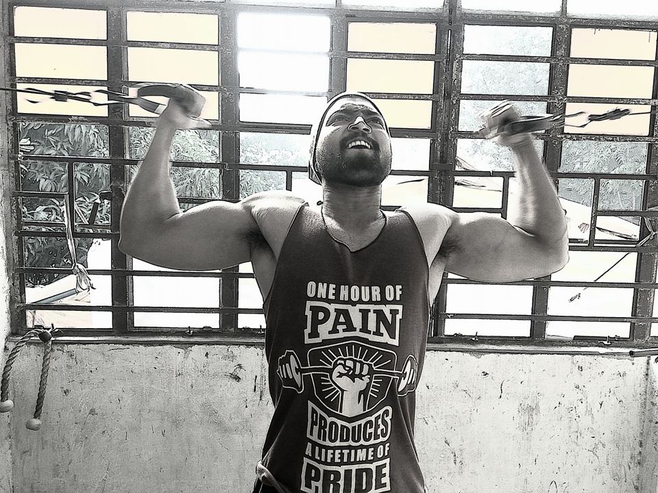 world bodybuilders pictures: bengali bodybuilder using Cable Curls for ...