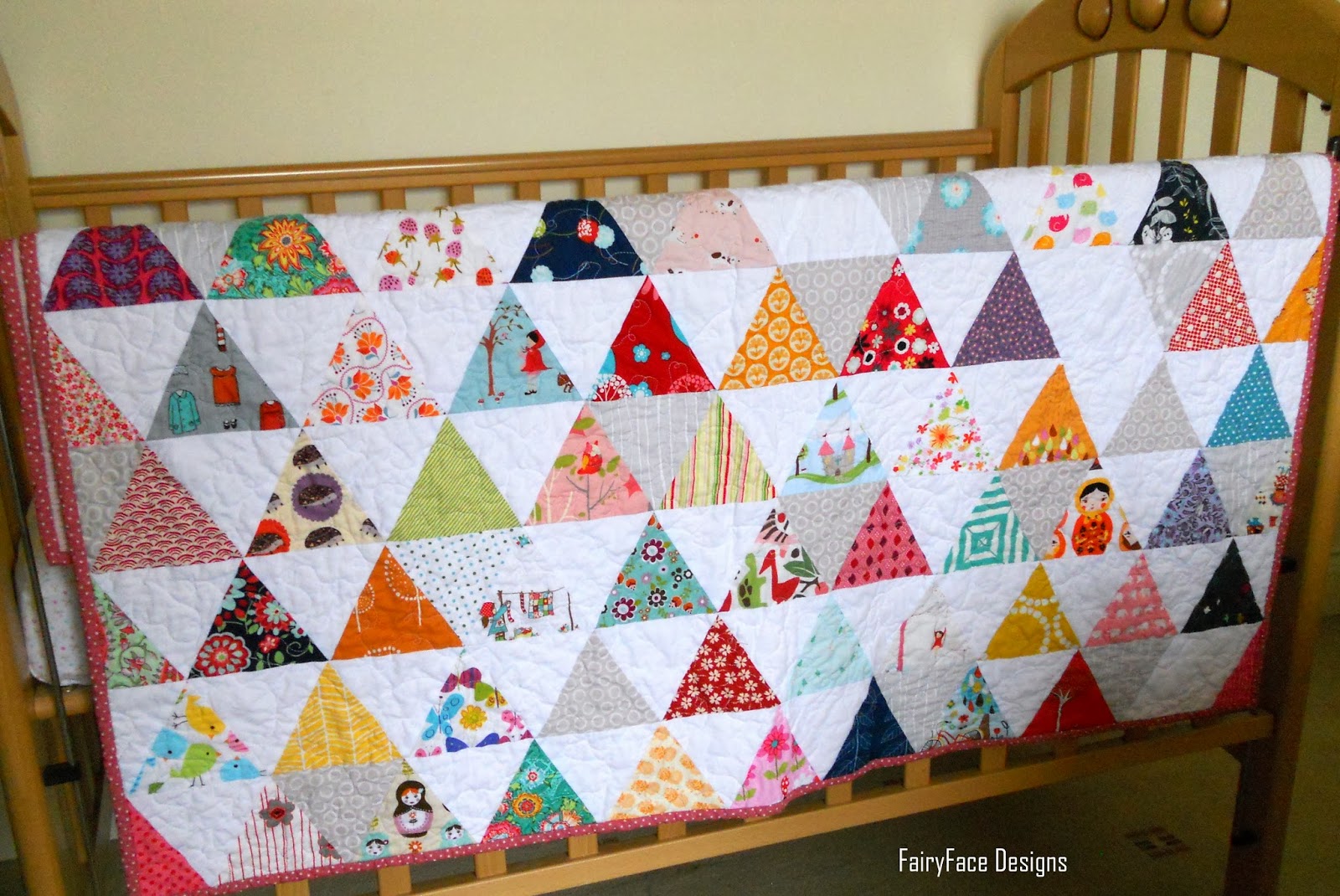 FairyFace Designs: Pyramid Quilt..1st quilt finish of 2014