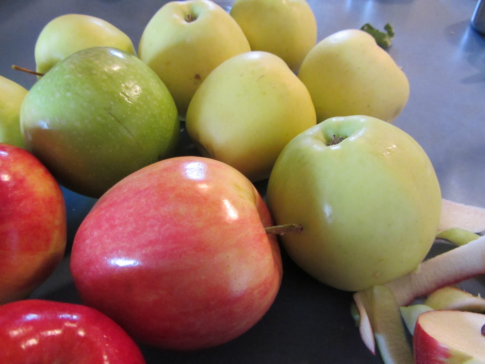 Worldwide Ward Cookbook....: Wisconsin Brown Bag Apple Pie Recipe