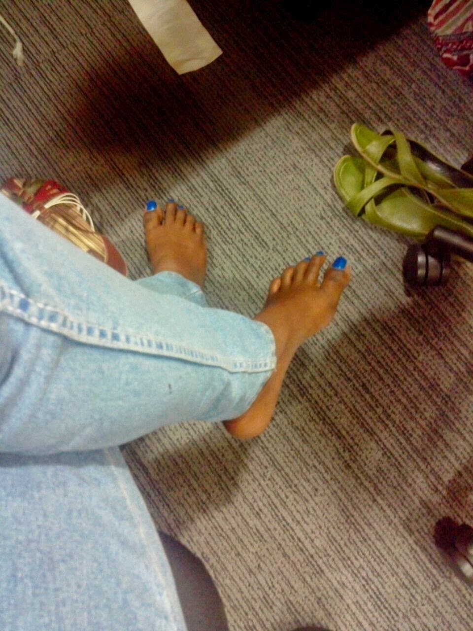 Gorgeous Goddess Feets Mouth Watering Violet Toes