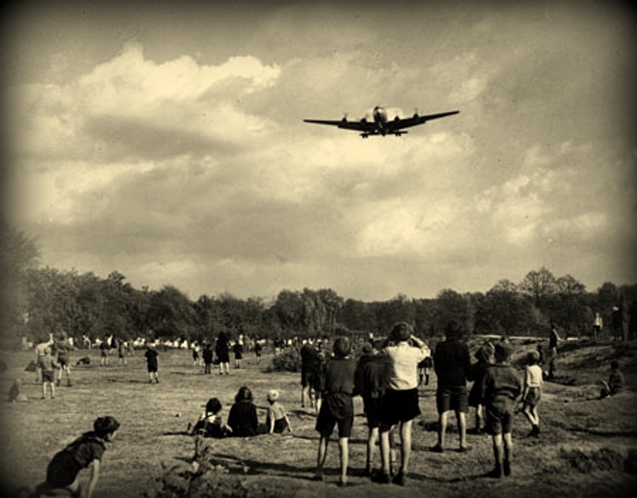 ΙΣΤΟΡΙΑ ΕΛΛΗΝΙΚΗ ΚΑΙ ΠΑΓΚΟΣΜΙΑ : ΒΕΡΟΛΙΝΟ 1945 - Η ΠΤΩΣΗ ΤΗΣ ΧΙΤΛΕΡΙΚΗΣ ...