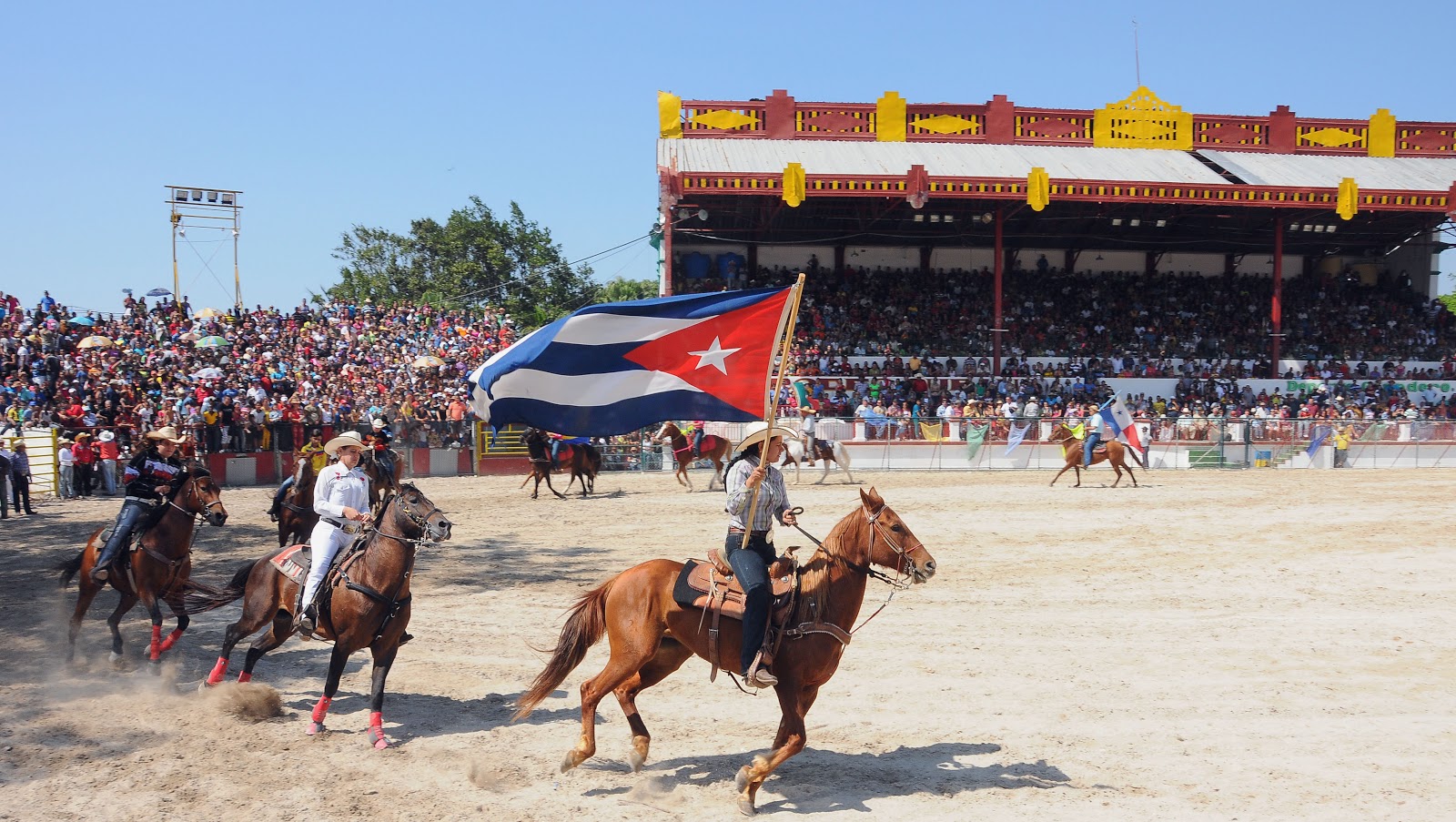 El ojo que te ve: EL RODEO CUBANO VIVE