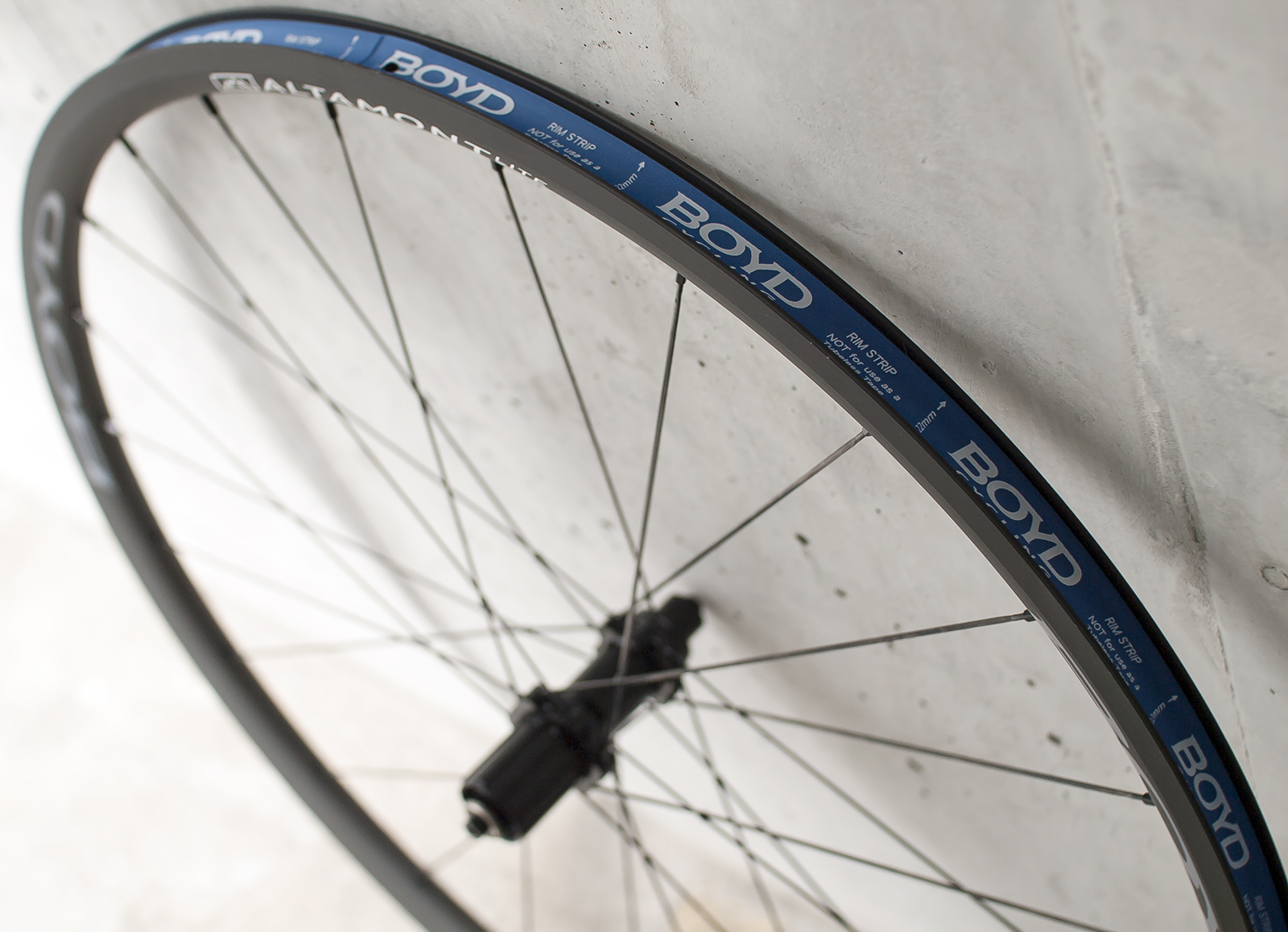 Blackcat wheels: Boyd Altamont Ceramic build for Roland