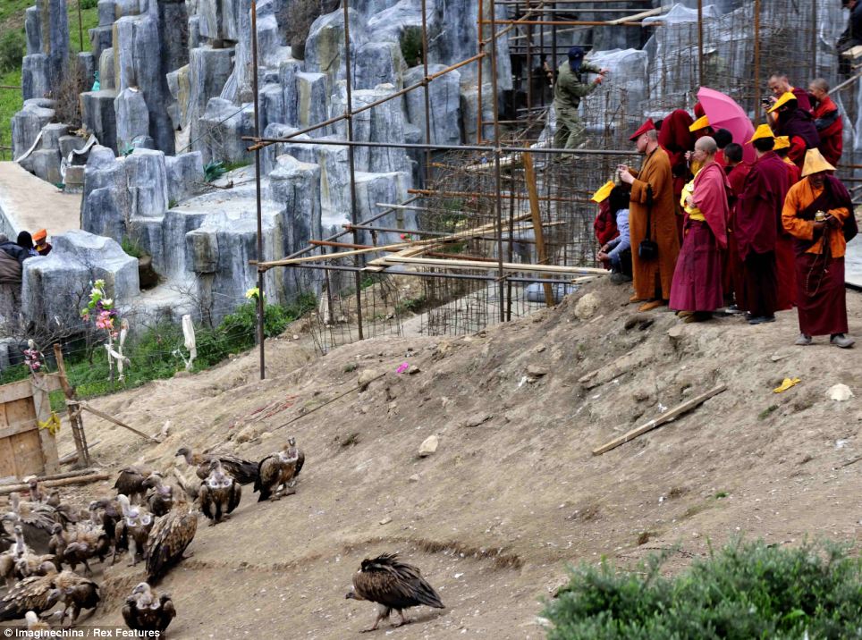 TheNextPicture: Tibetan Sky Burial