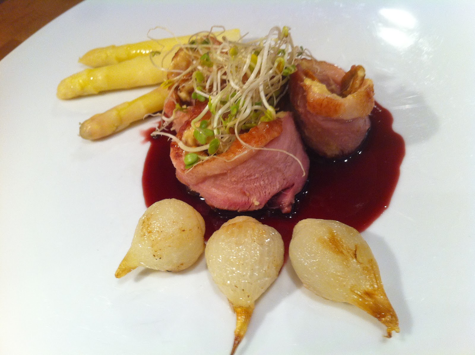 A Kalorama Kitchen: Garlic Duck Rolls