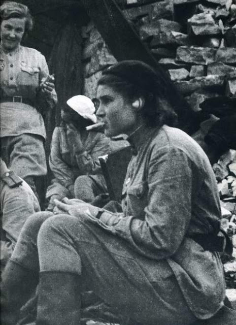 Los Grandes Fotografos: Yevgeny Khaldei (1917-1997)