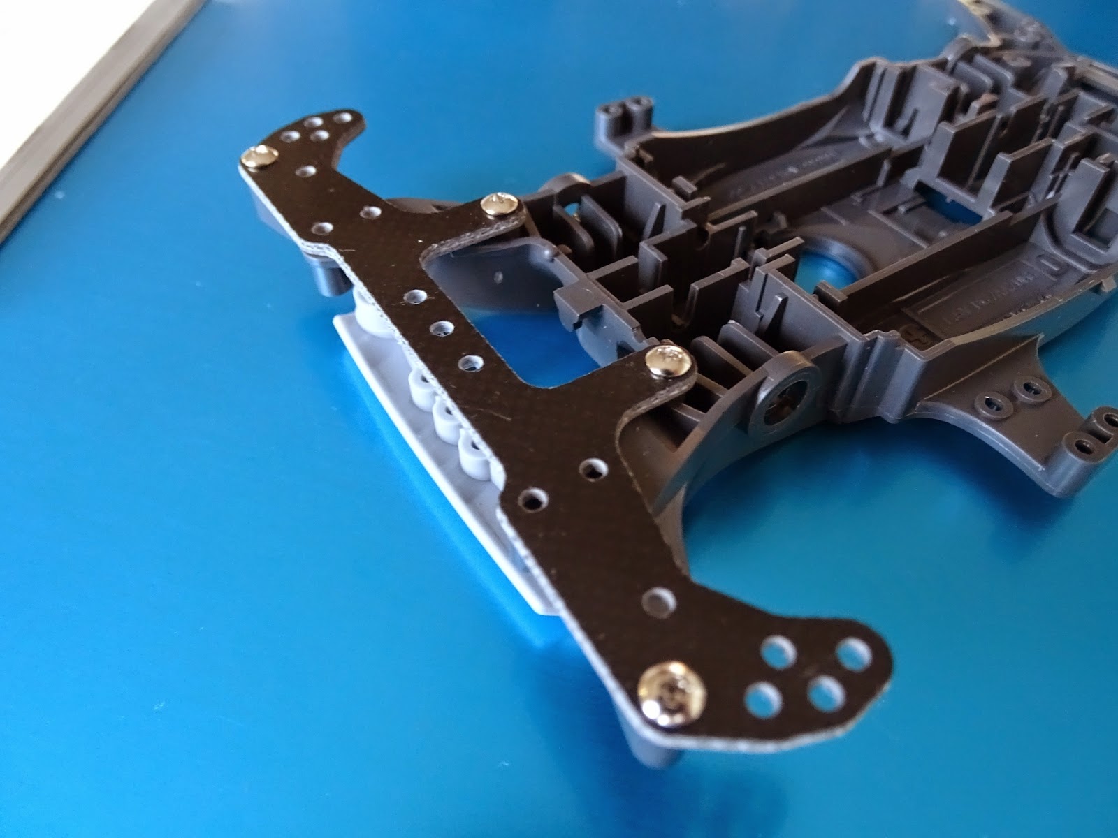 Tamiya Mini 4WD MA chassis Festa Jaune Build and Review | The RC Racer