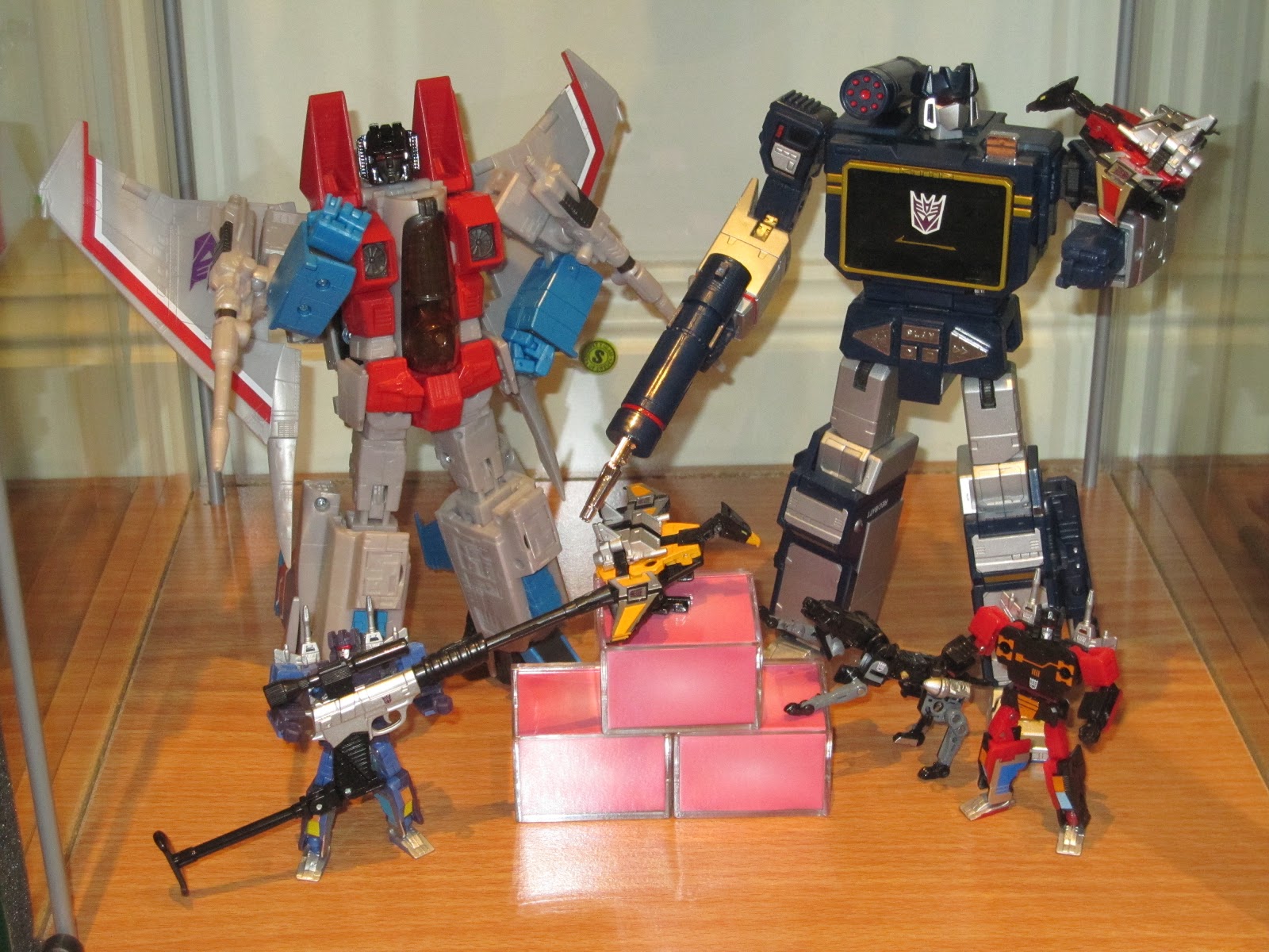 TekSushi™: Takara MP-15 and MP-16 Masterpiece Transformers