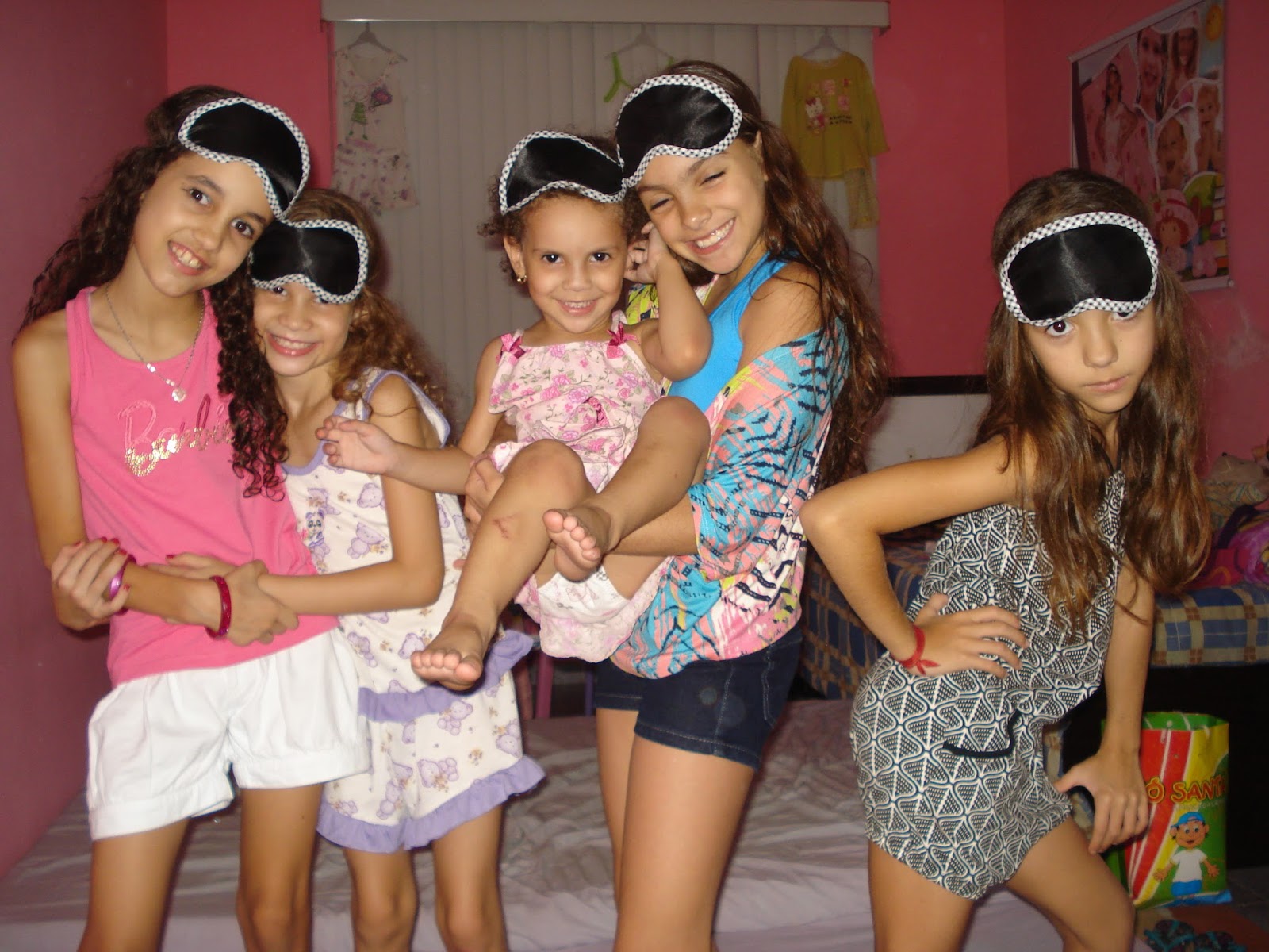 AMANDA KUSTER - MOMENTOS: FESTA DO PIJAMA