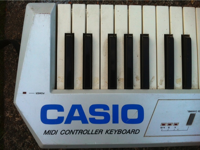 MATRIXSYNTH-B: Casio AZ 1 Keytar