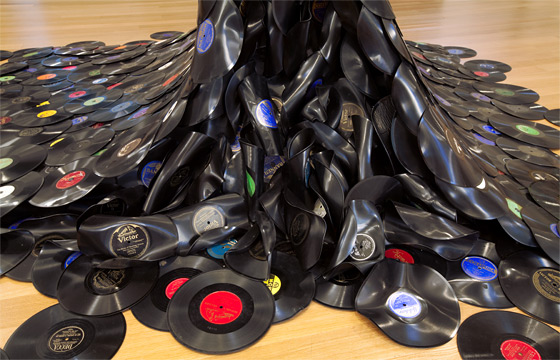 (LPA) LONG PLAYING ART: Sound Wave by Jean Shin