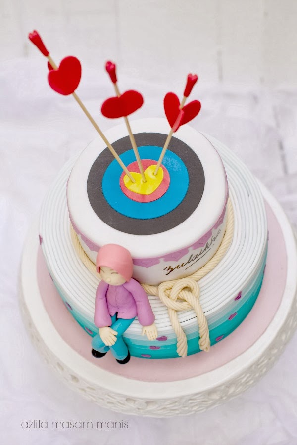 Archery Cake - masam manis