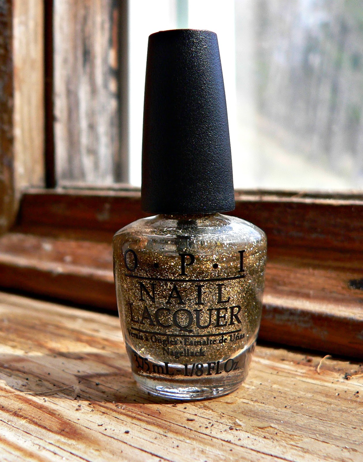 Review | OPI Nail Polish in "All Sparkly and Gold"