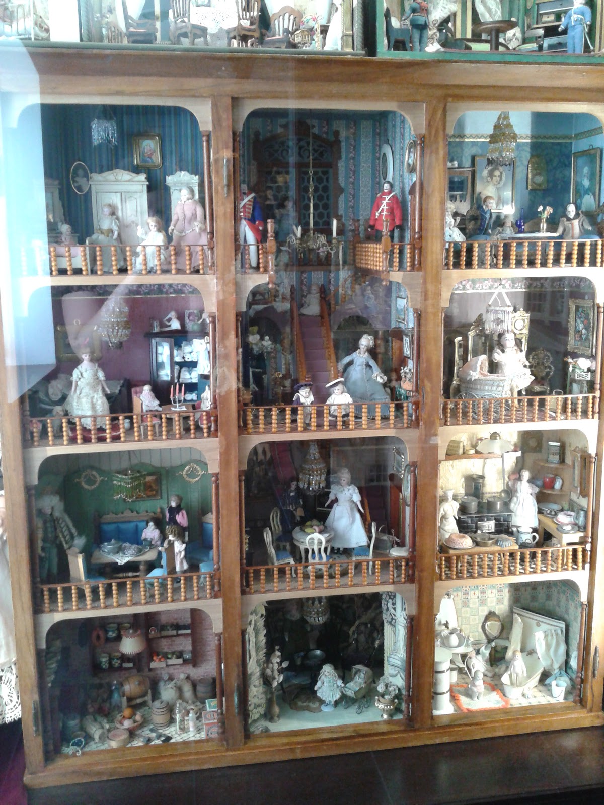 Illyria's Miniatures: Bits and pieces, a miniature museum and Minimundus