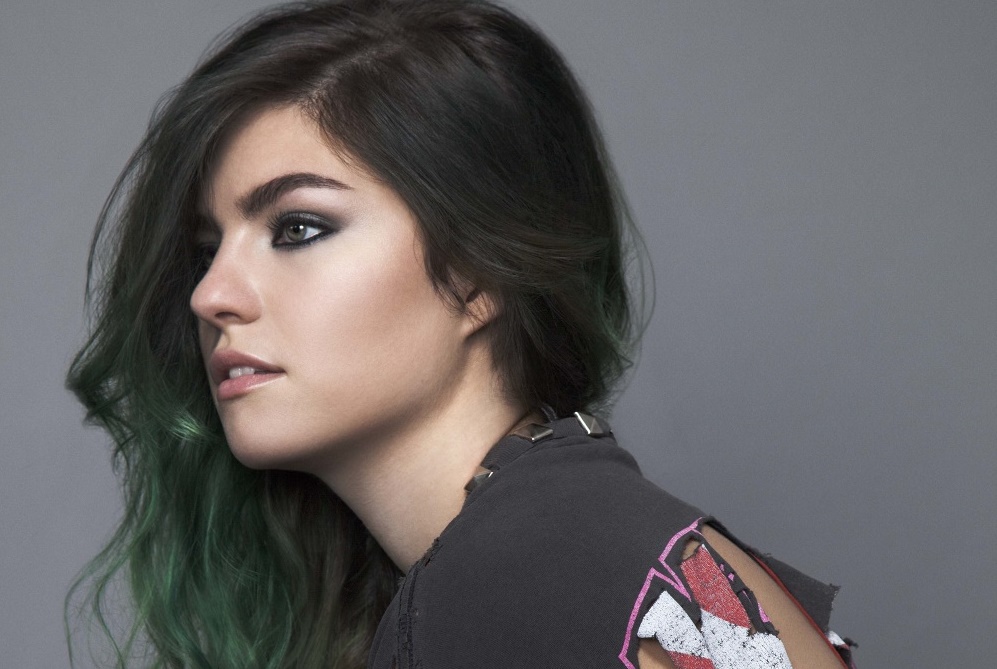 Phoebe Ryan annuncia il nome del nuovo singolo ~ Booklet Music