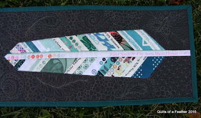 Selvage Blog: Selvage Table Runner - Feathers