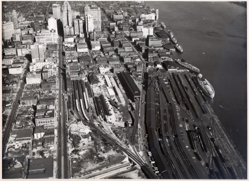 A Detroit Architect's Journal: From Axum to Hart Plaza