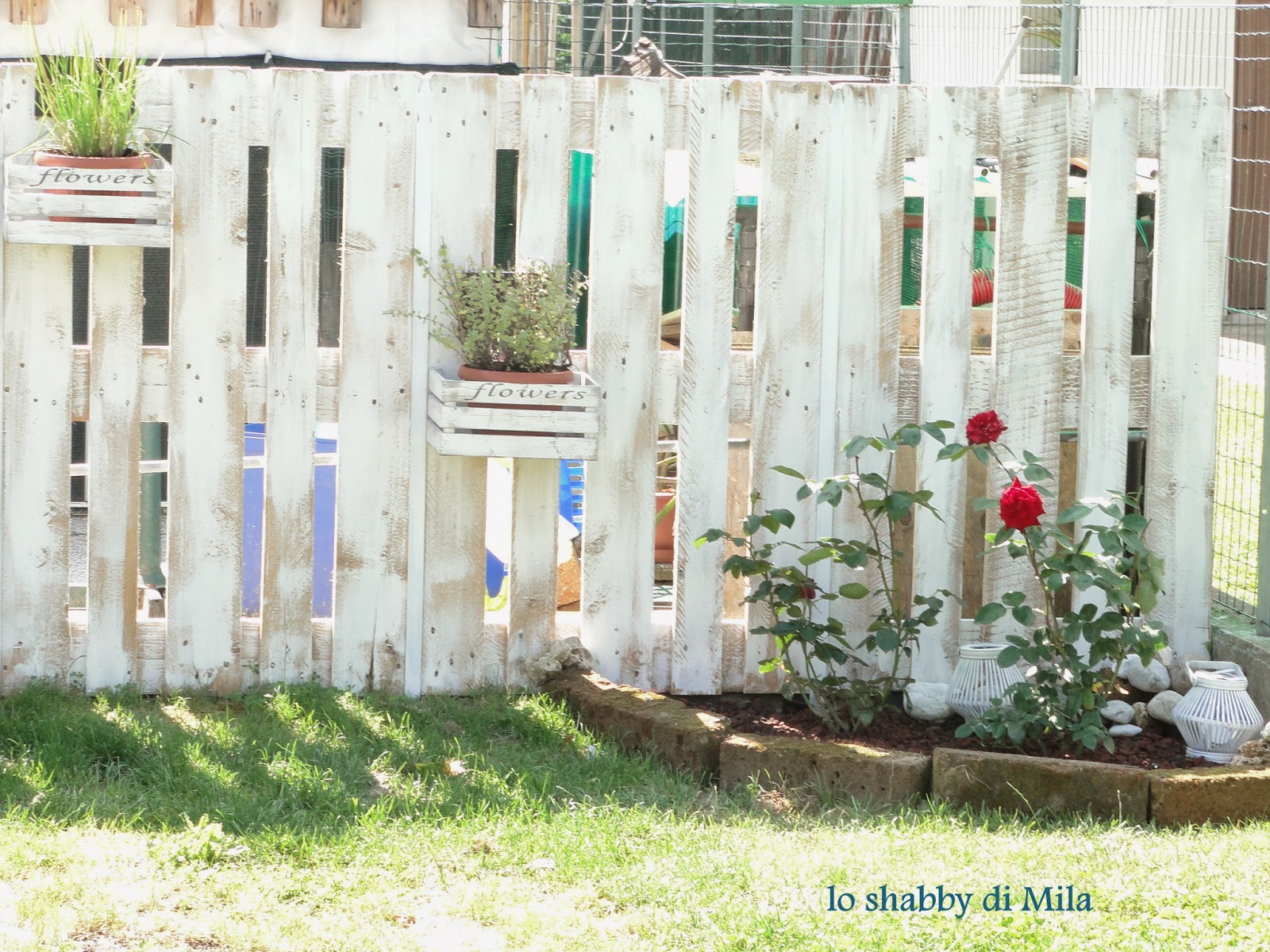 lo shabby di Mila: Staccionata con i bancali ...