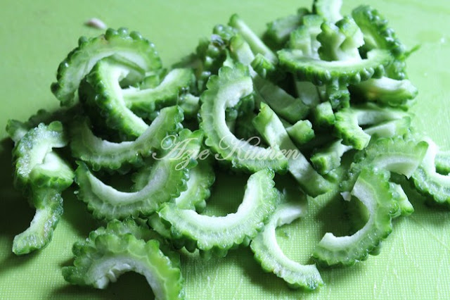 Peria Goreng Bertelur Yang Sedap dan Berkhasiat - Azie Kitchen