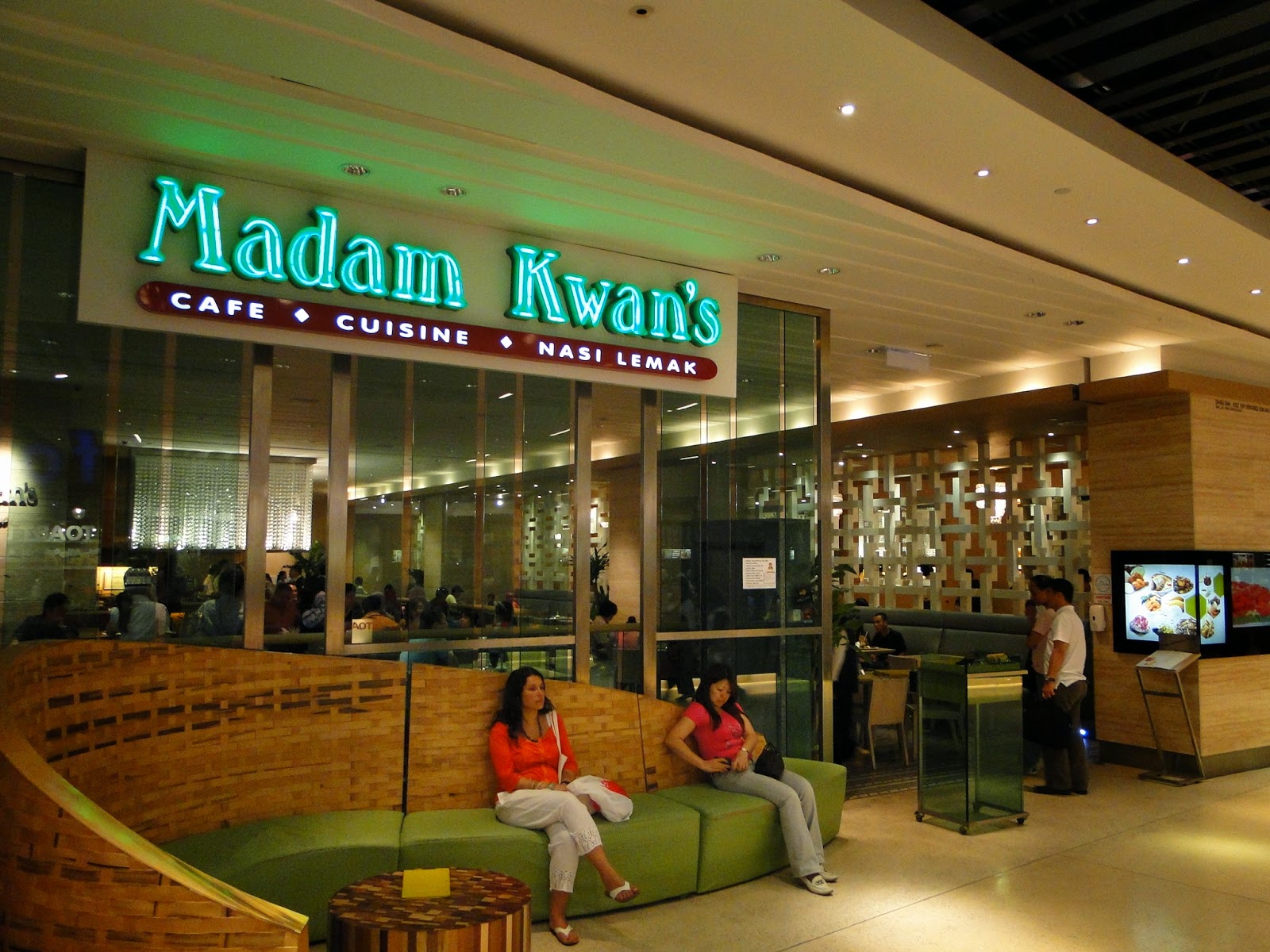 Madam Kwan's (Kuala Lumpur, MALAYSIA) ★★★☆☆ | A traveling foodie's ...