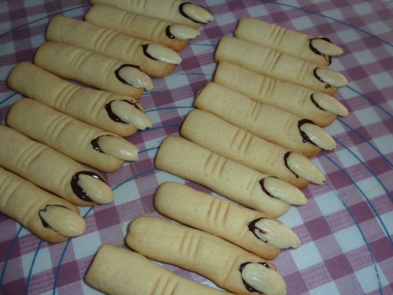 Dedos de Bruxa e Múmias para o Halloween - O Mundo de Kali