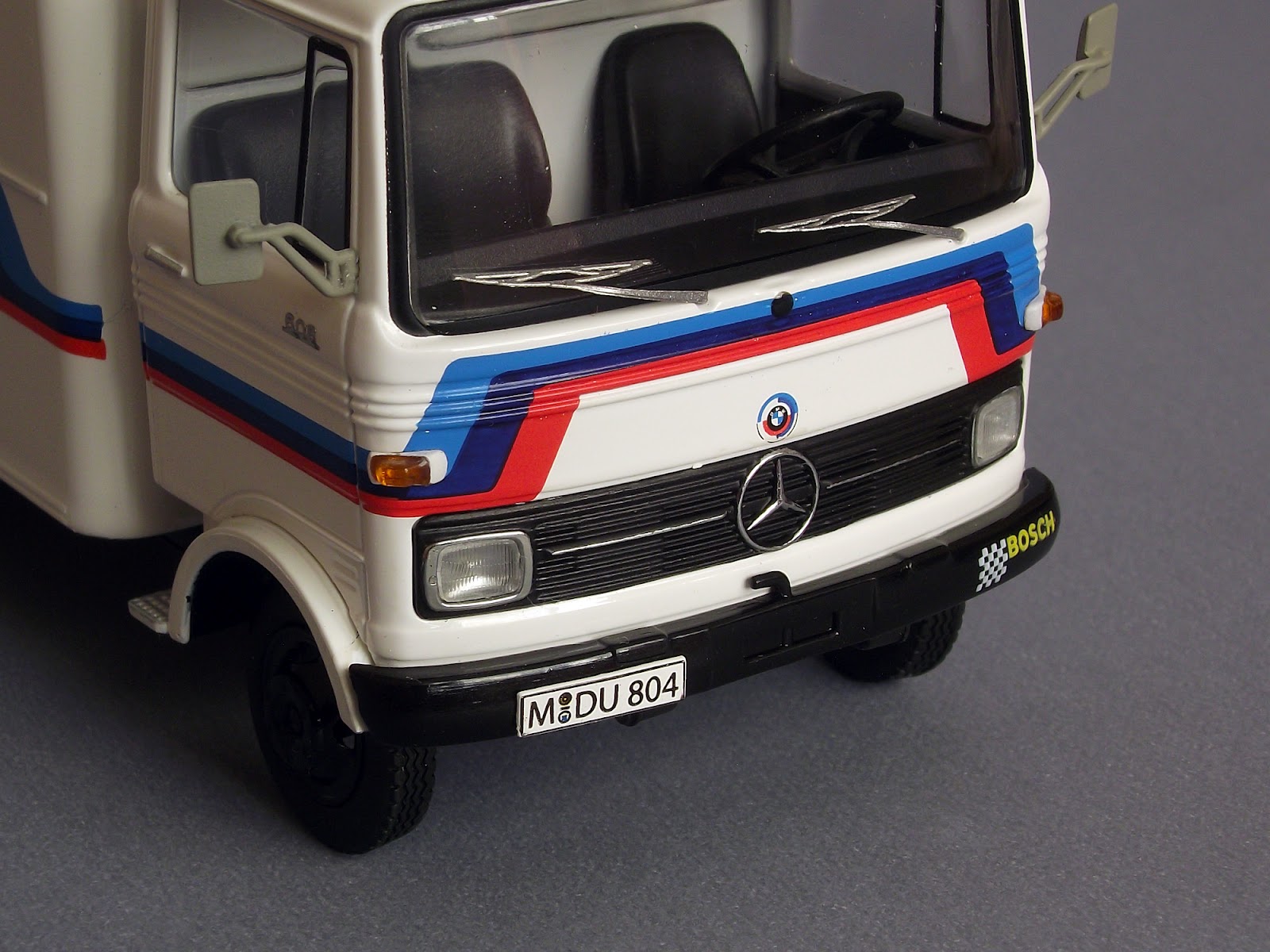 Diecast 1:43: Mercedes-Benz LP 608 - 1:43 - Schuco