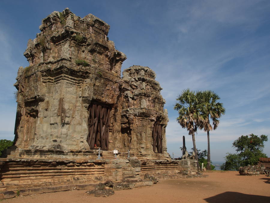 PHNOM KROM TEMPLE - TRAVEL WITH ME TO CAMBODIA