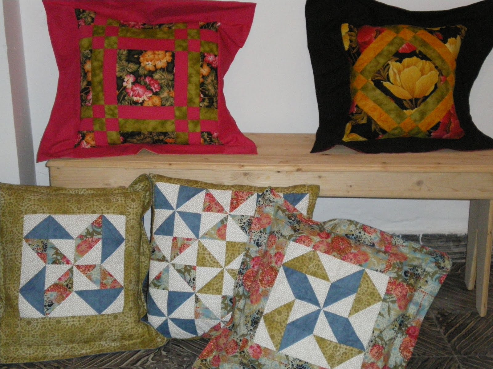 MANUALIDADES SIMBOLOS: DIFERENTES MODELOS DE COJINES