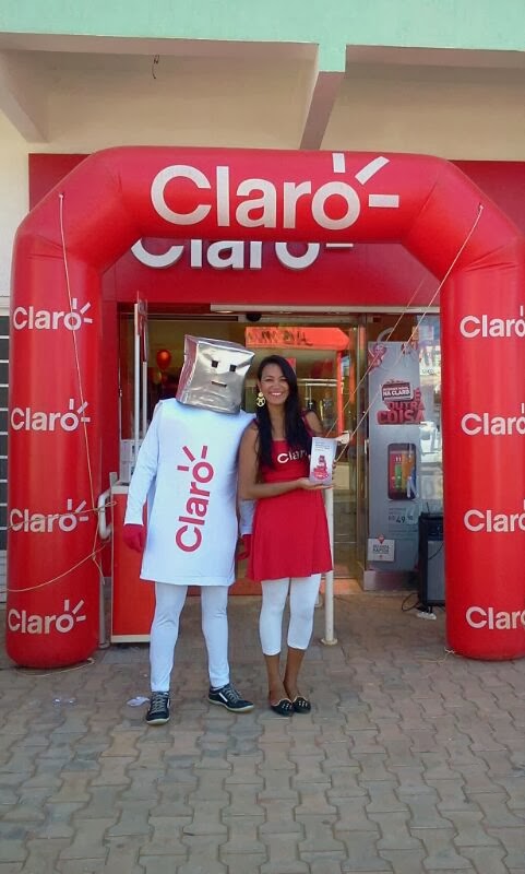 Modaria Uniformes: Fantasia de molden Claro e uniforme promotora Claro.
