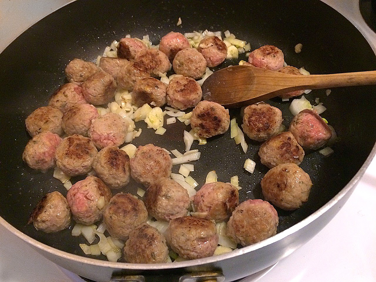 Docaitta Lifestyle: Chicken, Fruit & Wild Rice Pilaf