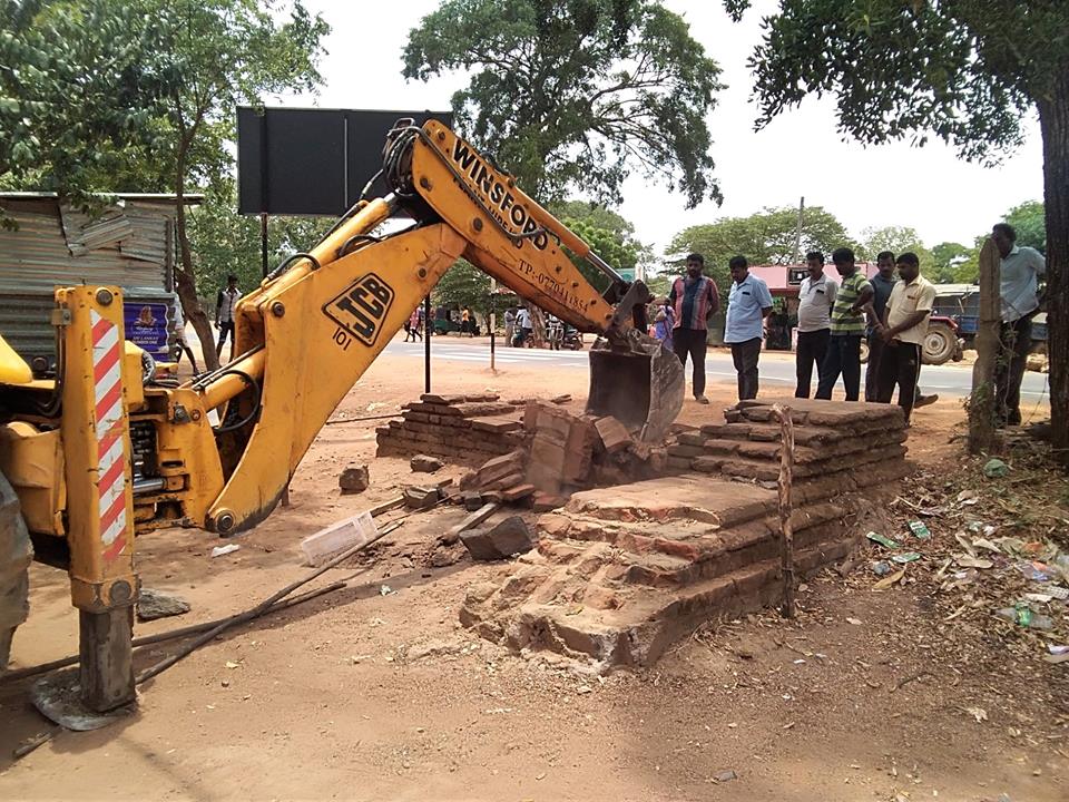 சிறீதரனை கைது செய்ய கோரிக்கை? - pathivu