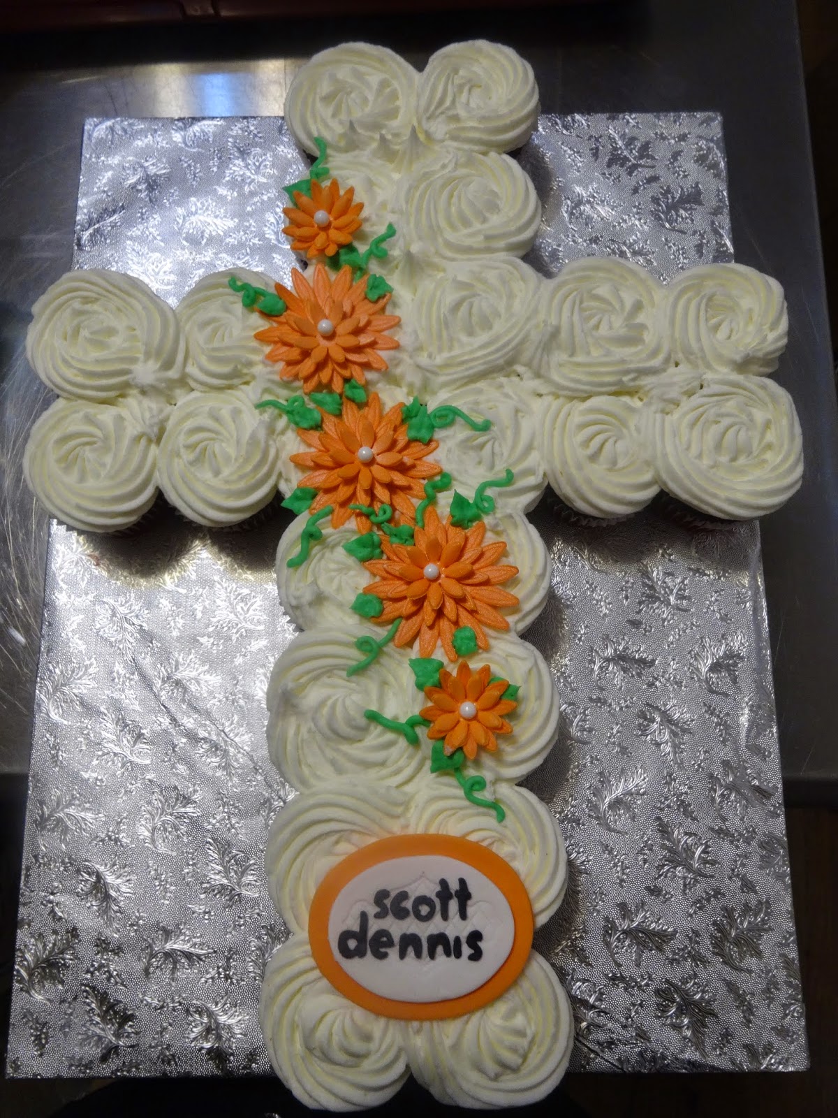 Cakes by Paula: Confirmation Cupcake Cross Cake and Matching Cupcakes