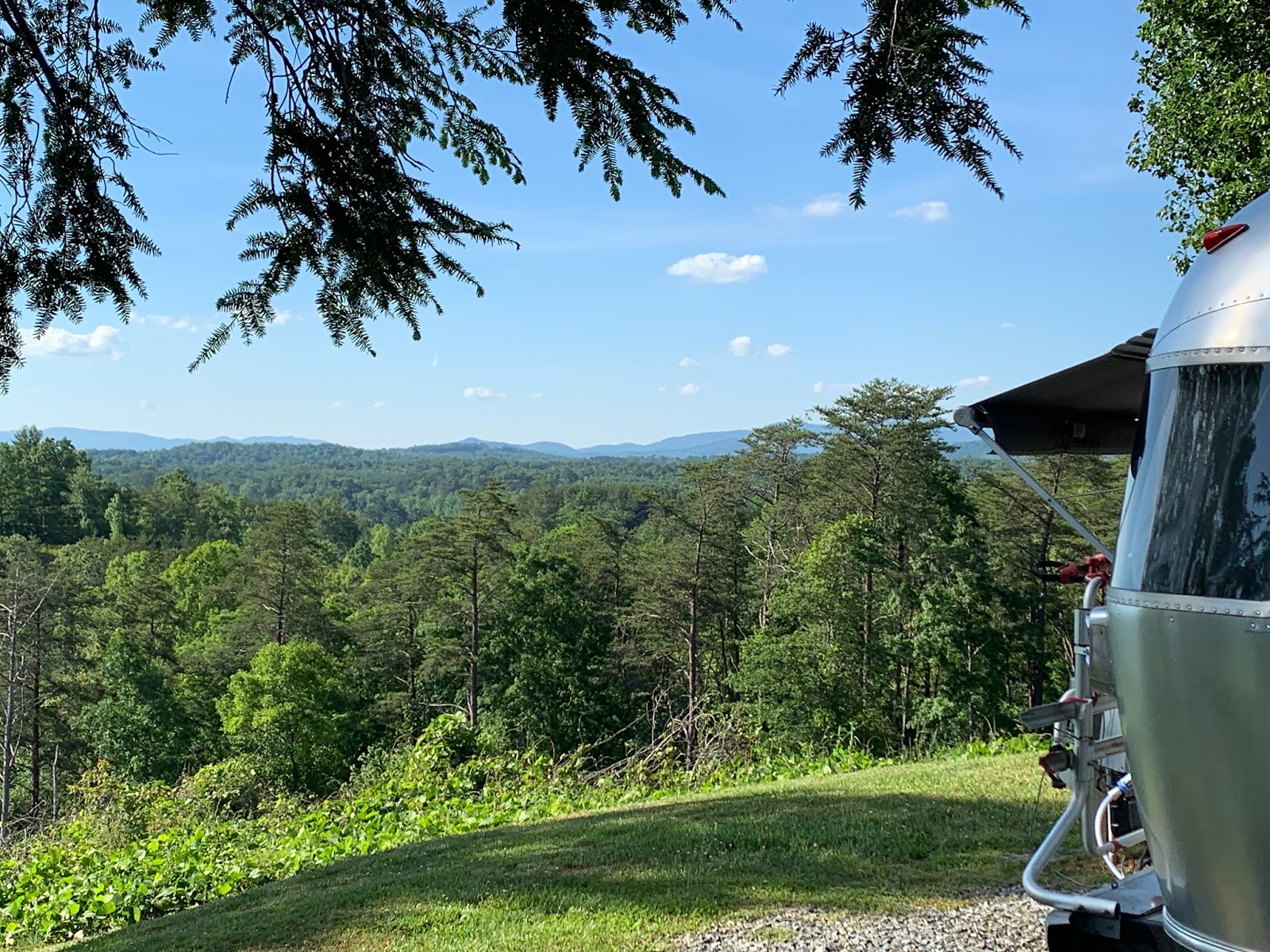 Cozy Rosie: Blue Ridge Lodge and RV Campground - Blue Ridge, Georgia ...