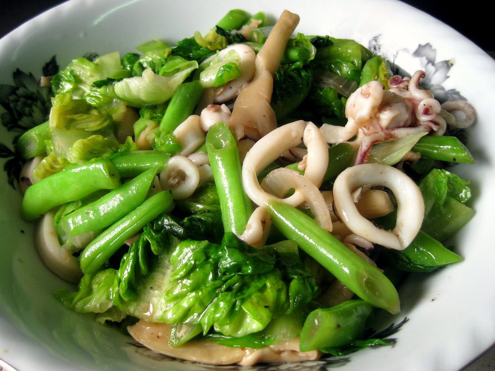 RESEPI NENNIE KHUZAIFAH: Sayur yau mak choy tumis sos tiram