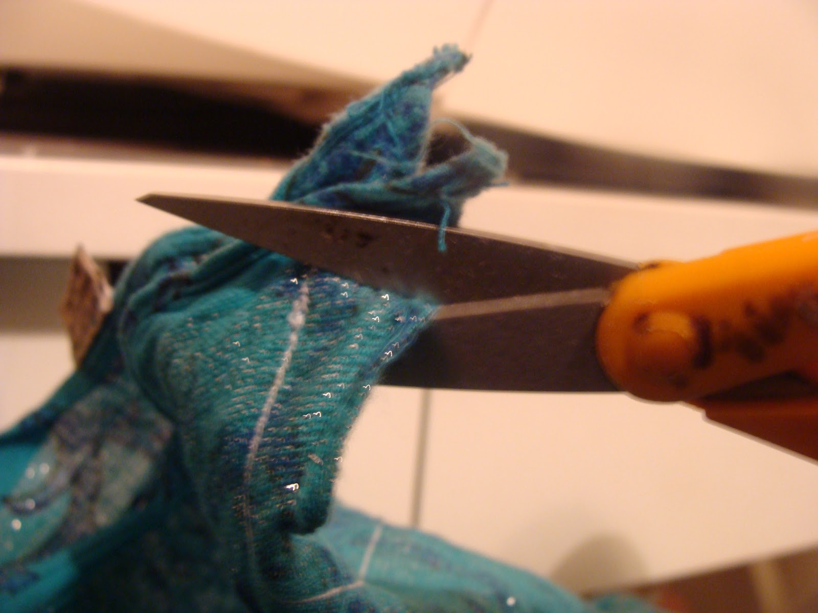 Sew My Soul: Make an Infinity Scarf with One Simple Seam!