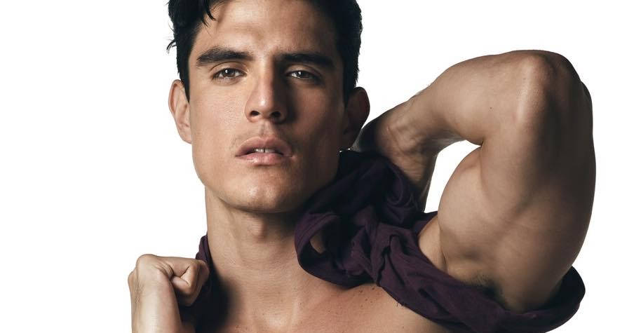 Man Central: Atilo La madrid: Shirtless