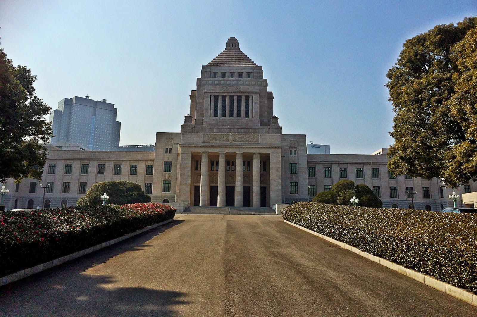 Traveling Mercies: A Peek Inside Japan’s Center of Power: The National ...