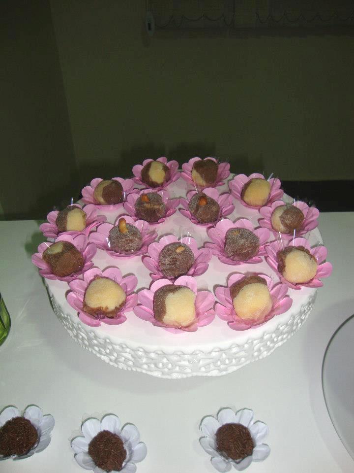 Papéis, Colheres e Afins: Festa Rosa e Verde - 31 Anos