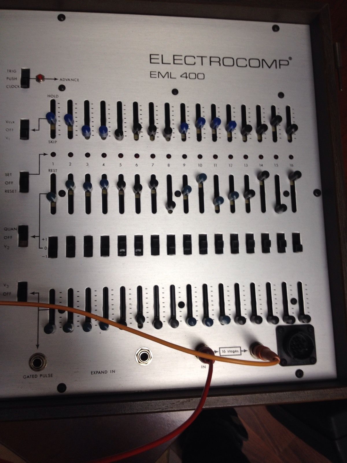 MATRIXSYNTH: Eml Electrocomp 400-401