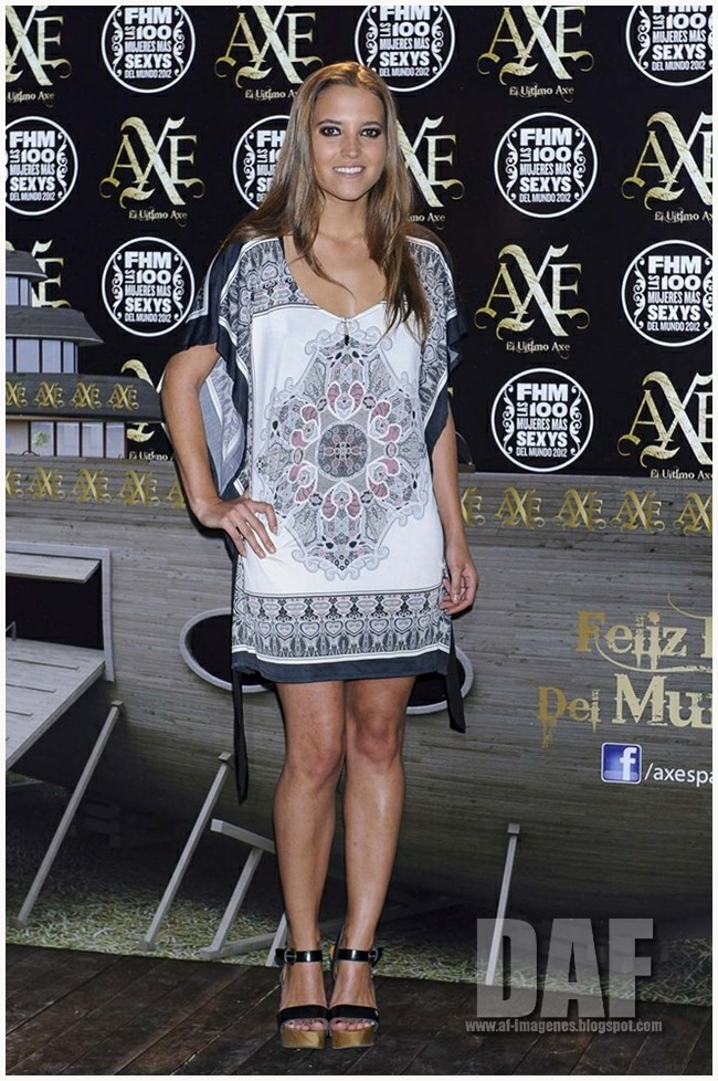 DEDICADO A ANA FERNÁNDEZ: Ana Fernández acude a la fiesta FHM 2012